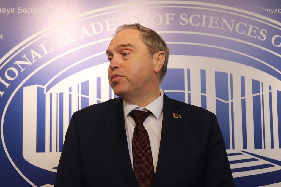 Karanik: Scientists’ task is to develop AI, minimize risks