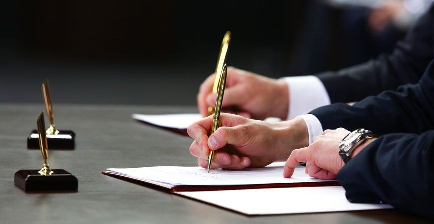 MTZ, Russia's university sign cooperation agreement