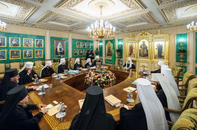 Патриарший Экзарх принял участие в очередном заседании Священного ...